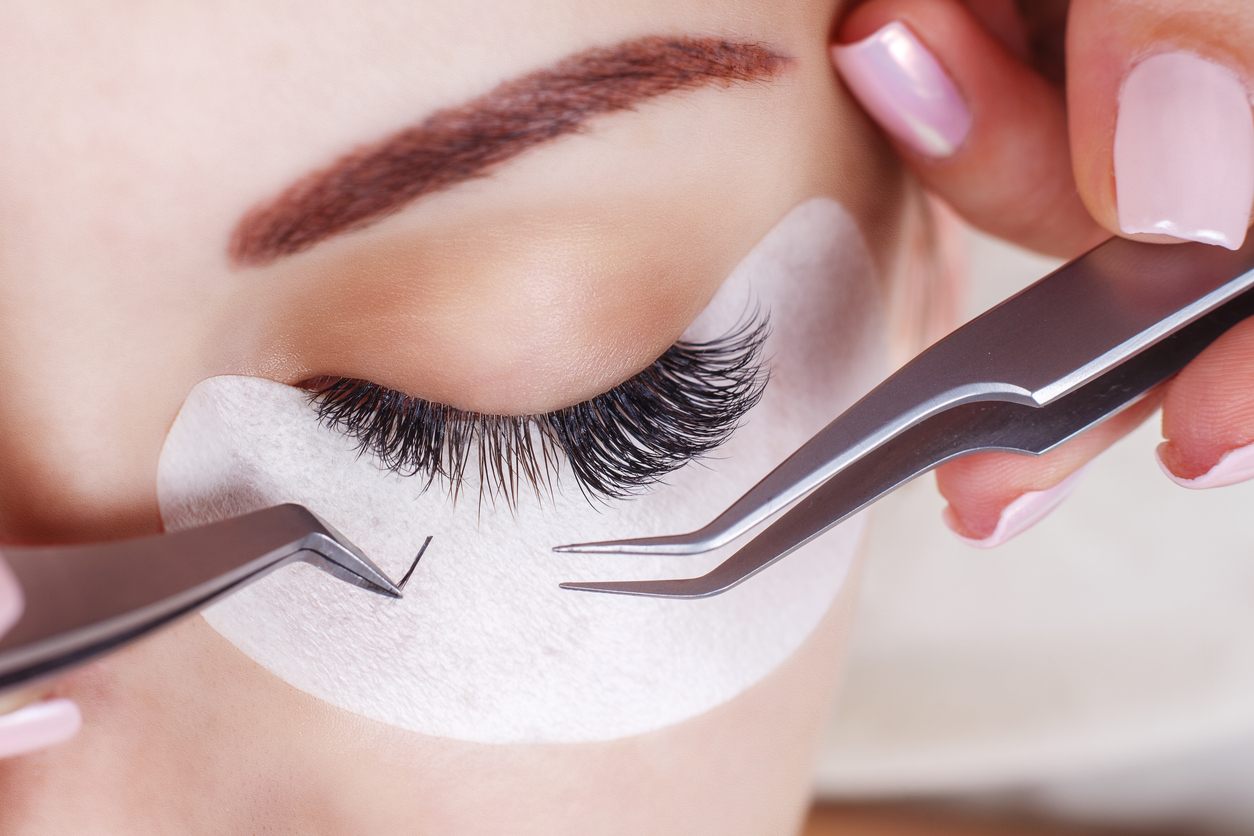 6 Ways to Spot a Top-Tier Lash Tech Who Masters Precision Work - Pretty ...